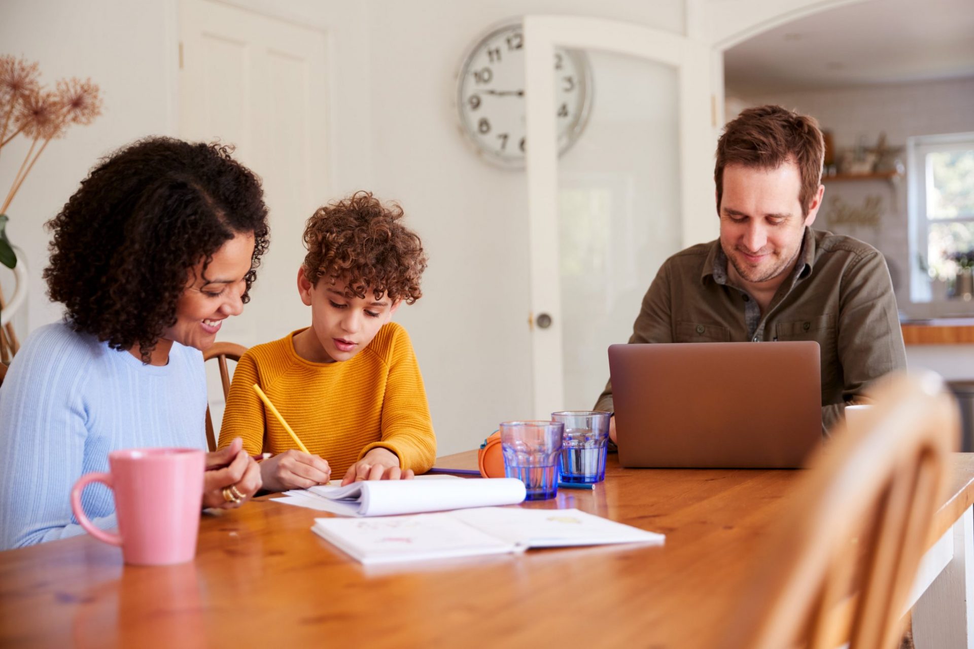 5 Reasons Distance Learning Empowers Parents