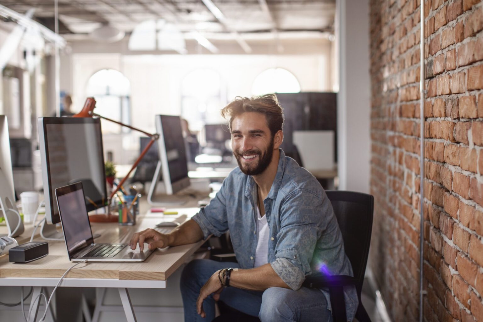 5 Reasons to Study Digital Marketing - ARU Distance Learning
